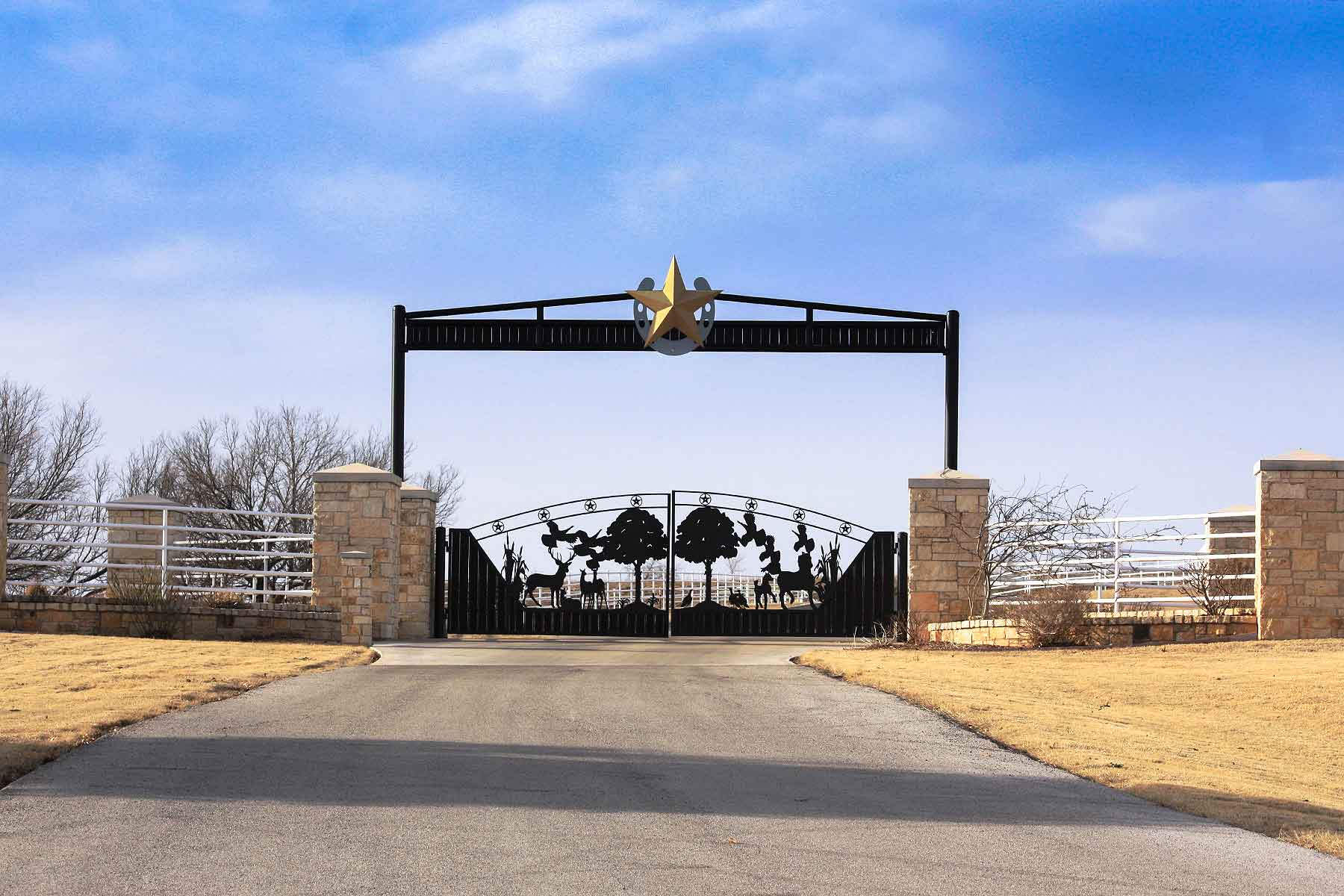 Lucky Star Ranch - Sold - Texas - Hall and Hall