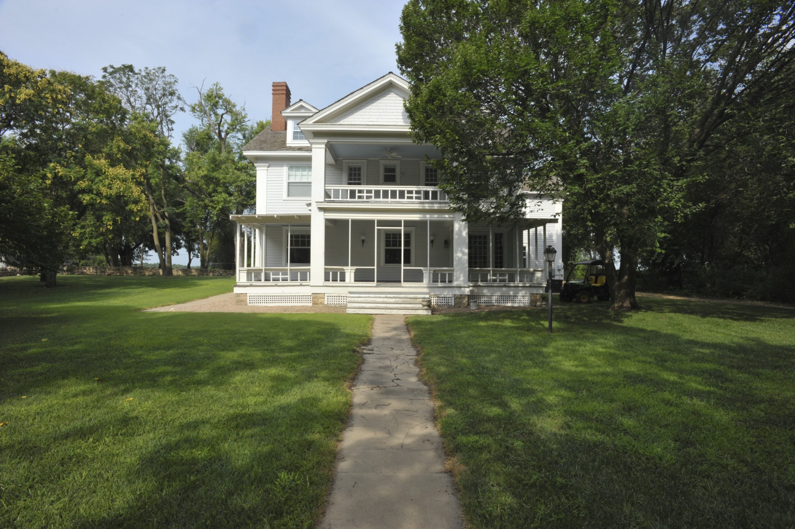 Yaggy Plantation - Past Auction - Kansas - Hall and Hall